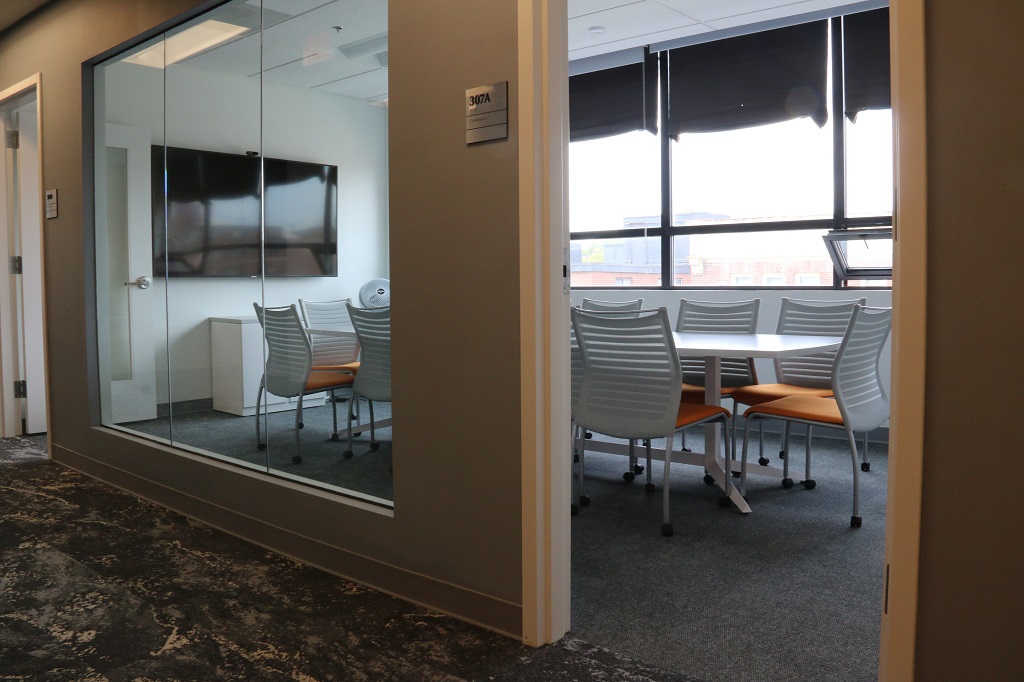 Meeting Space at MET – Conference Rooms | MET Information Technology